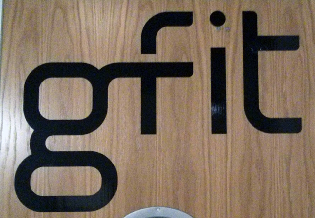 Search In Pics: Yahoo Archery, Google Laser Doors & Google Analytics Scale